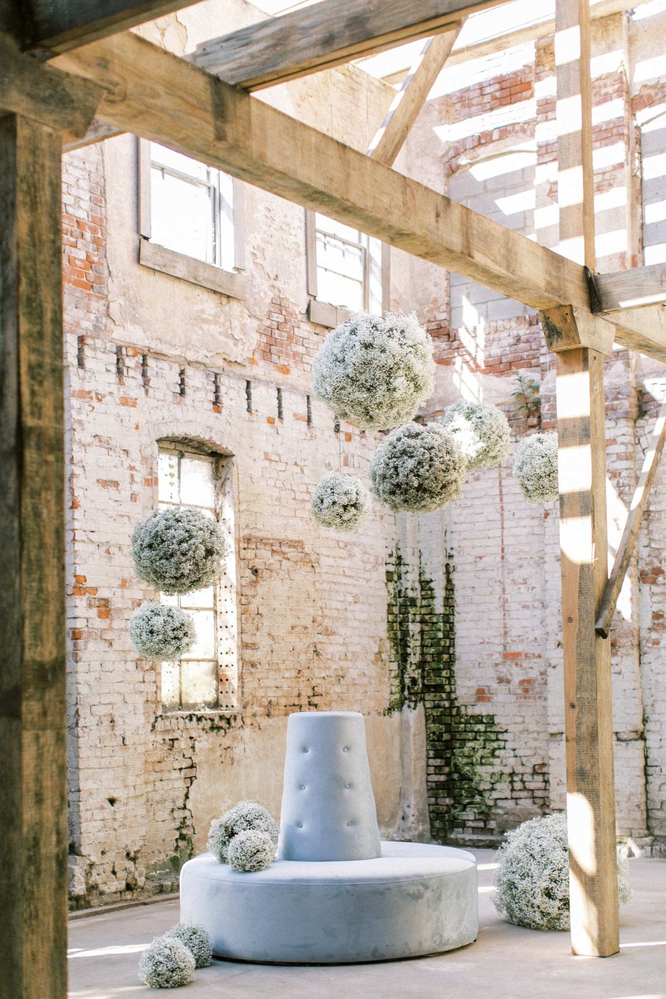 Floral Sneak Peek of Atlanta’s Newest Venue Guardian Works – TOPHER MACK